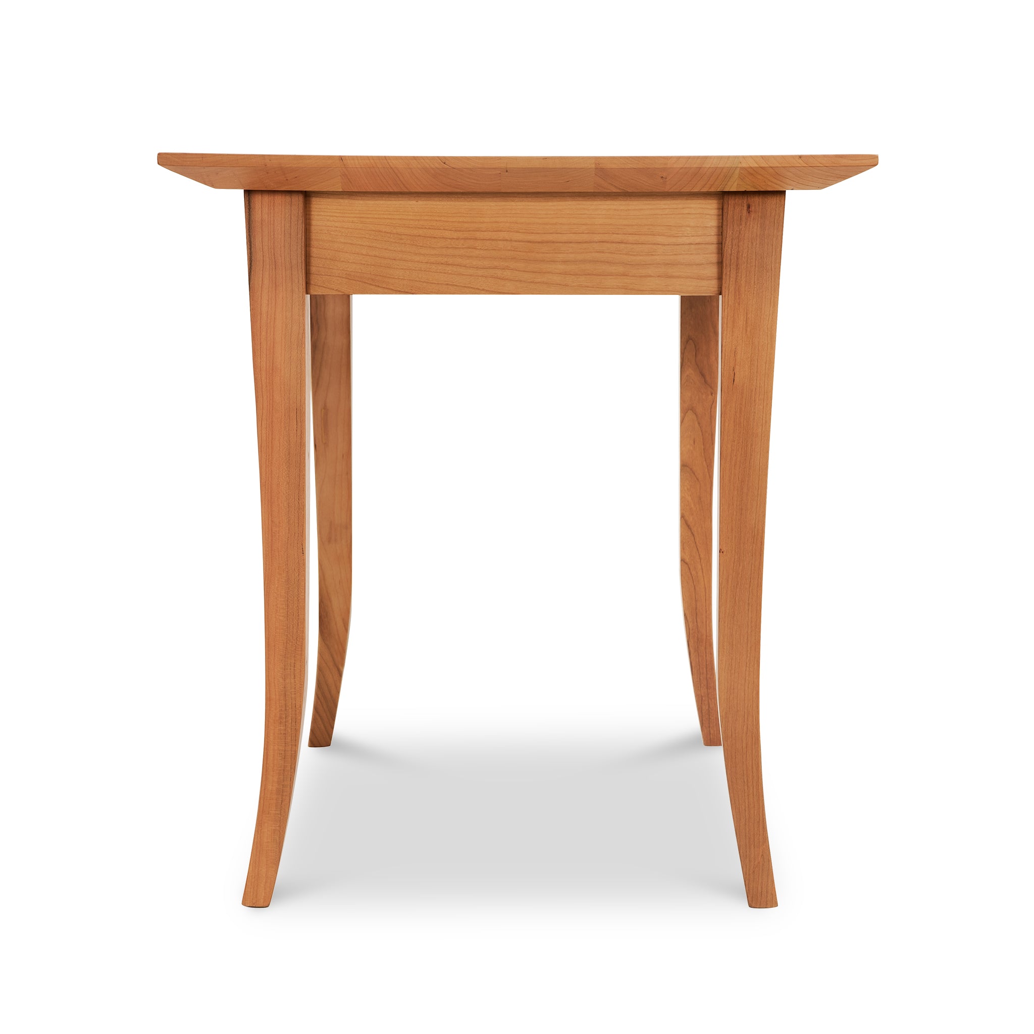 Classic Shaker Flare Leg End Table by Lyndon Furniture | Vermont Woods ...