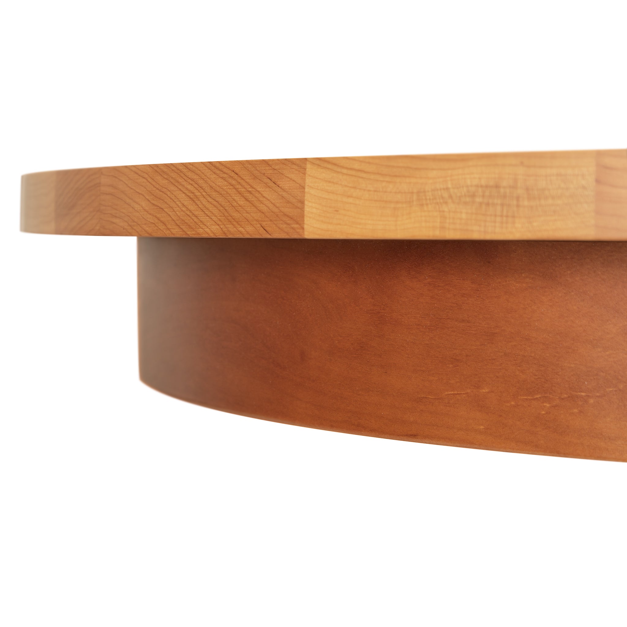 Duncan-Phyfe Round Pedestal Dining Table by Lyndon Furniture | Vermont ...